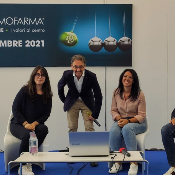 Torna il Manuale per Vip su Twitter con la nuova collana 40k Bees ...